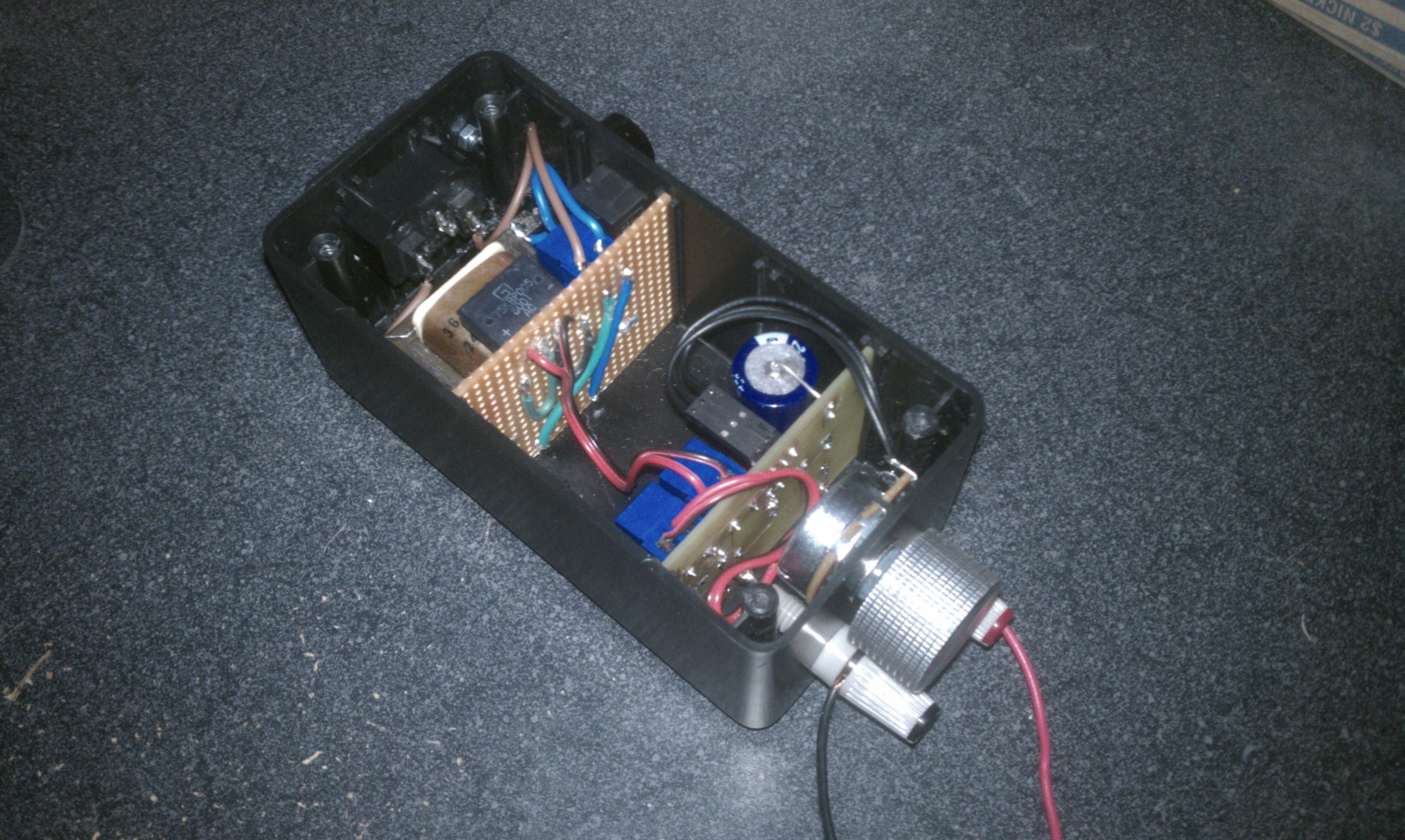 Bench Variable Regulated Power Supply 4785